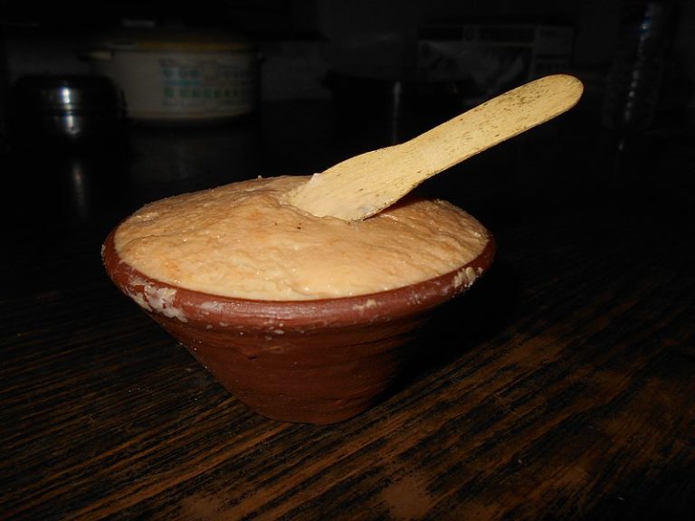 Top 10 Popular Bengali Sweets | Famous Sweets of Bengal