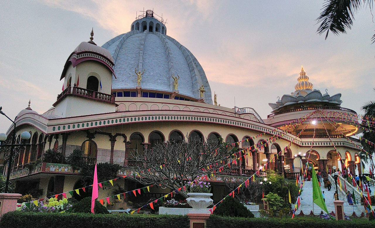 ISKCON Mayapur - Temple, Food, Place To Stay - Swarnab Dutta