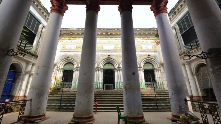 8 Must-Visit Heritage Rajbaris Near Kolkata (West Bengal)