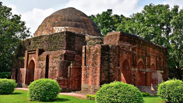 5 Best Places to Visit in Malda, West Bengal - Swarnab Dutta