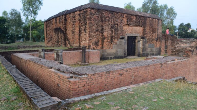 6 Best Places to Visit in Dakshin Dinajpur District (West Bengal)