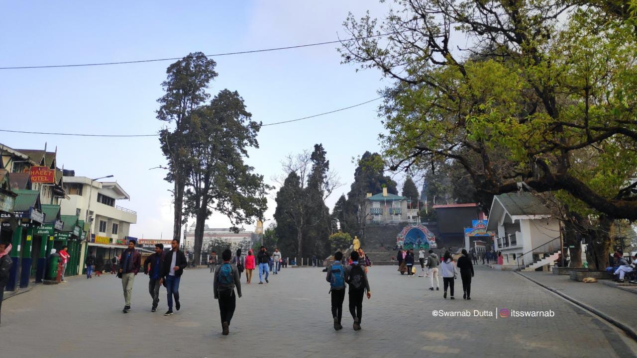 Darjeeling Mall Road (Chowrasta) - Hotels, Things To Do
