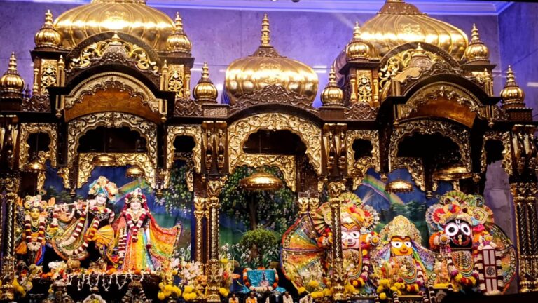 ISKCON Radha Govinda Temple (Kolkata) - Timings, Address